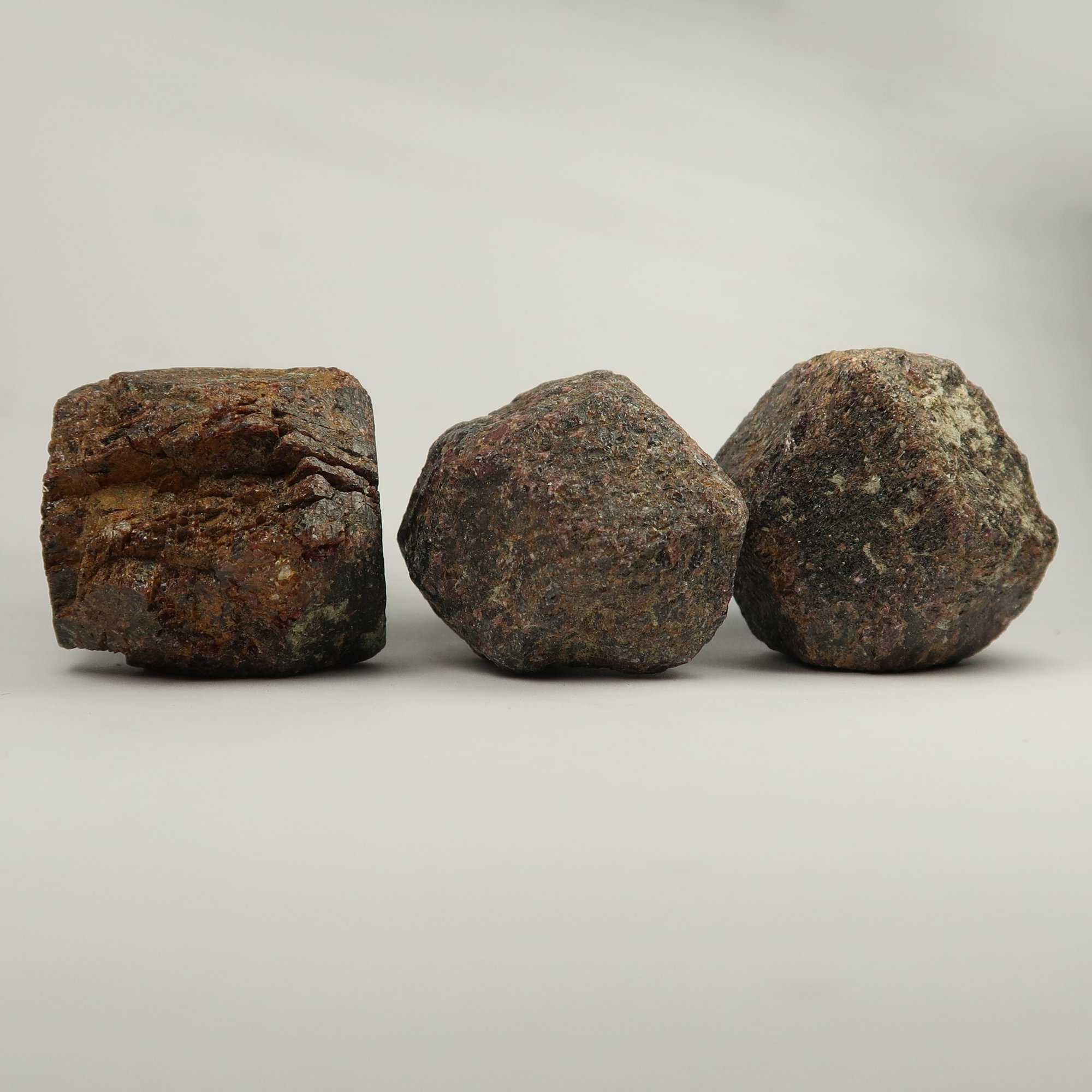 Garnet Crystals - Buy Garnet Crystal Specimens Online - UK Gemstones