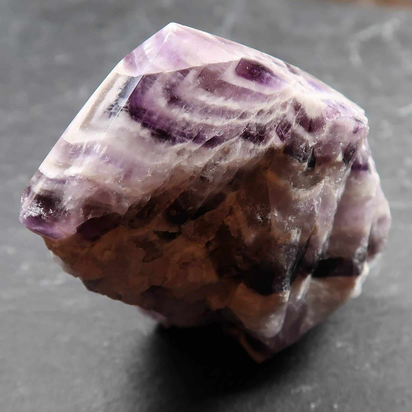 Chevron Amethyst Standup - Albion Fire and Ice
