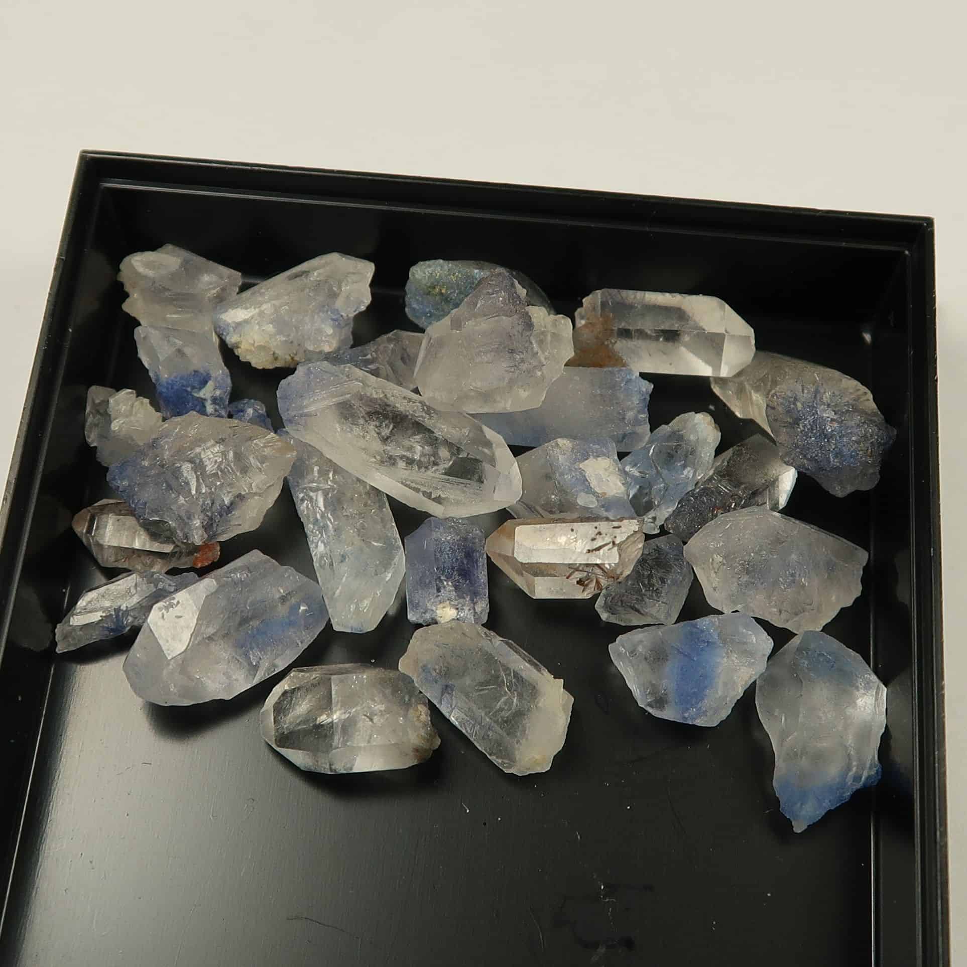 Blue Dumortierite inclusions in Quartz | Mineral inclusions UK