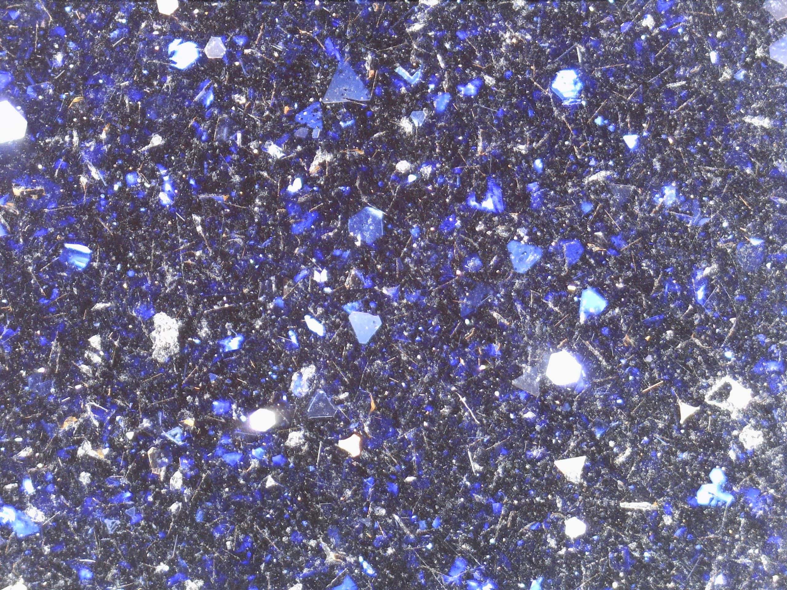 Fakes, scams, and tricks: Another fake Rutile in Quartz